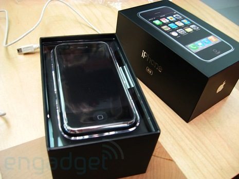 iPhone Packaging - DIELINE