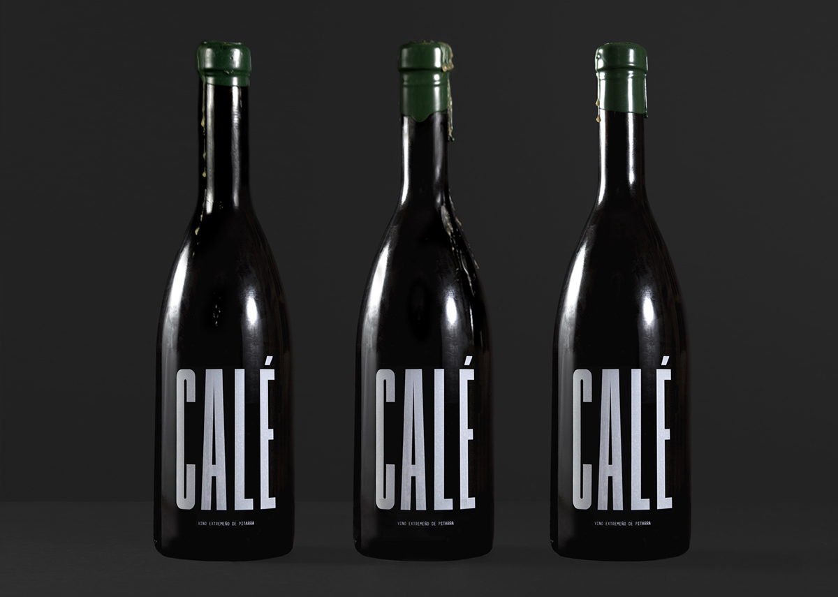 Typography is The Star of This Wine Packaging - DIELINE