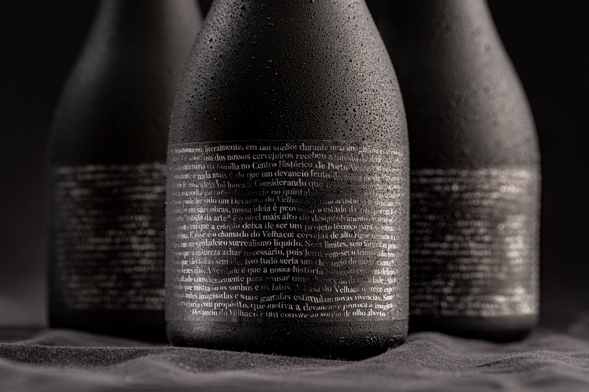 This Beer Label Plays With Typography In Order to Create a Mysterious ...