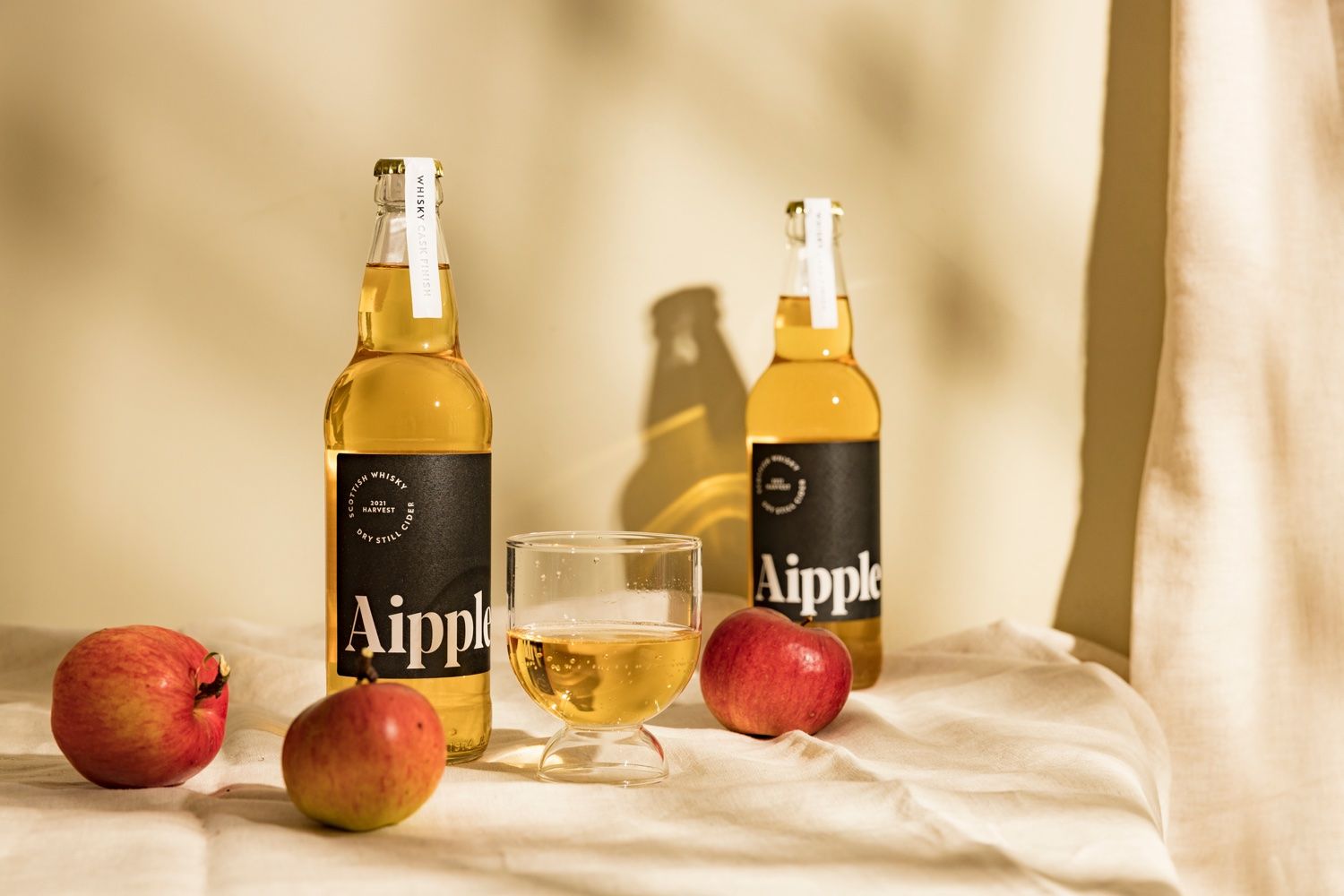 Aipple Cider's Storybook Approach To Packaging - DIELINE