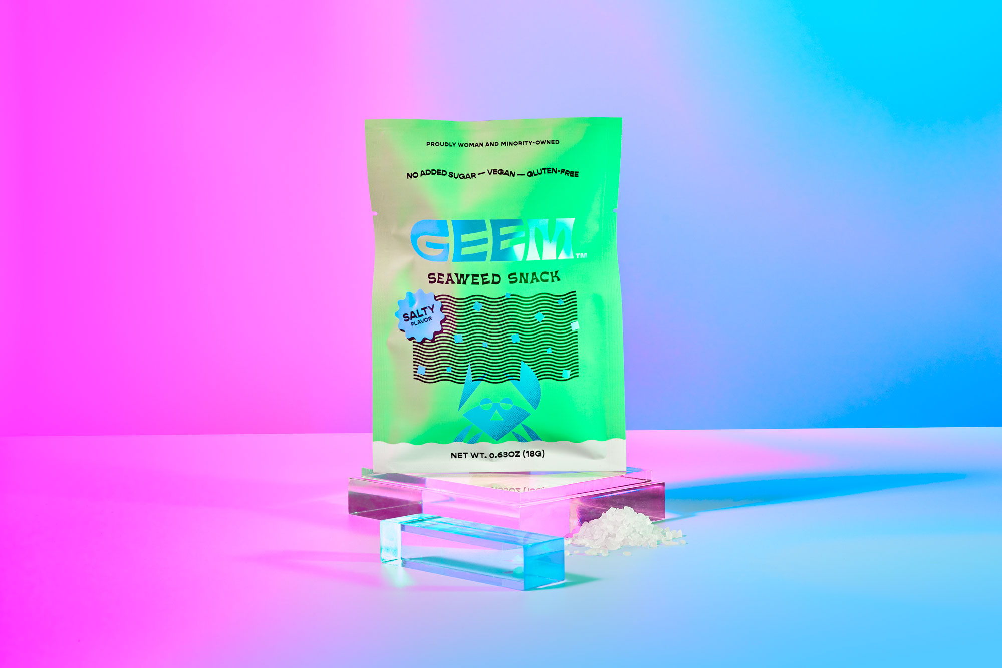 GEEM Makes Seaweed Look Fun to Eat with Wavy Neon Design - DIELINE